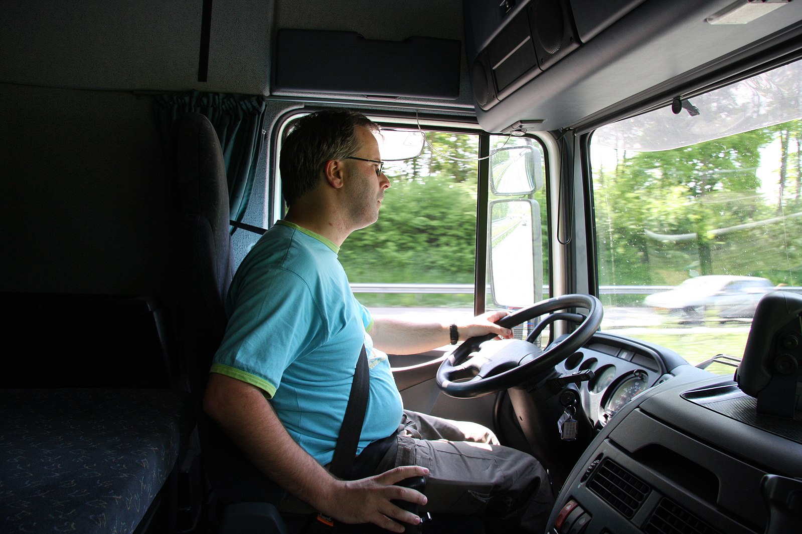 How Much Does A Dry Van Owner Operator Make? | Ninja Dispatch